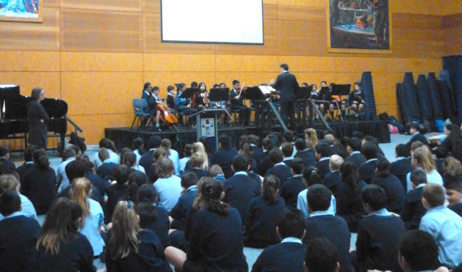 Beginners’ Orchestra makes debut performance | Sancta Maria College